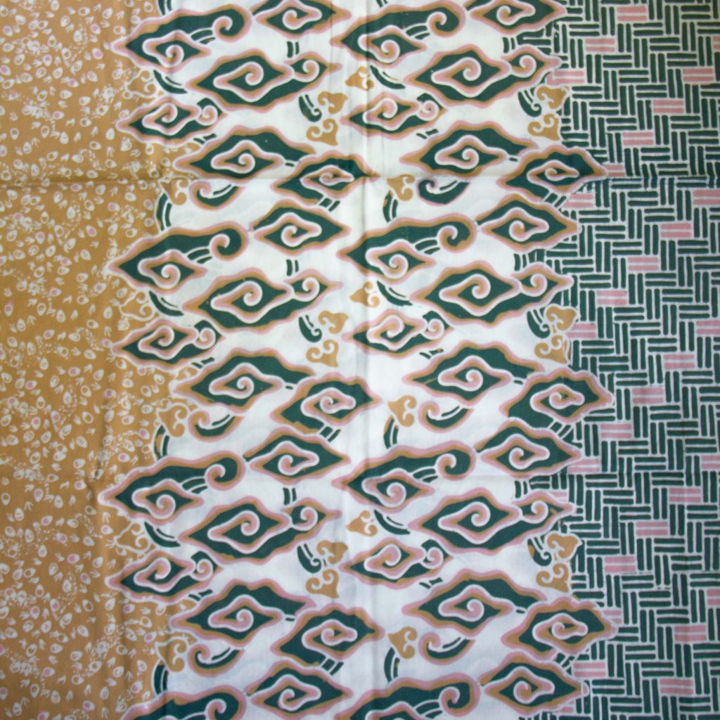 Jual Kain Batik Cap Cetak Katun Mega Mendung 3D | Batik Salma